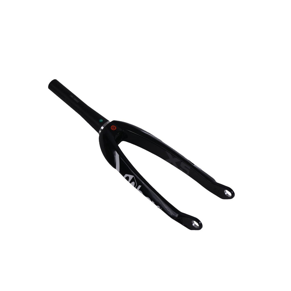 Box One X5 Carbon Forks | Shop at LUXBMX